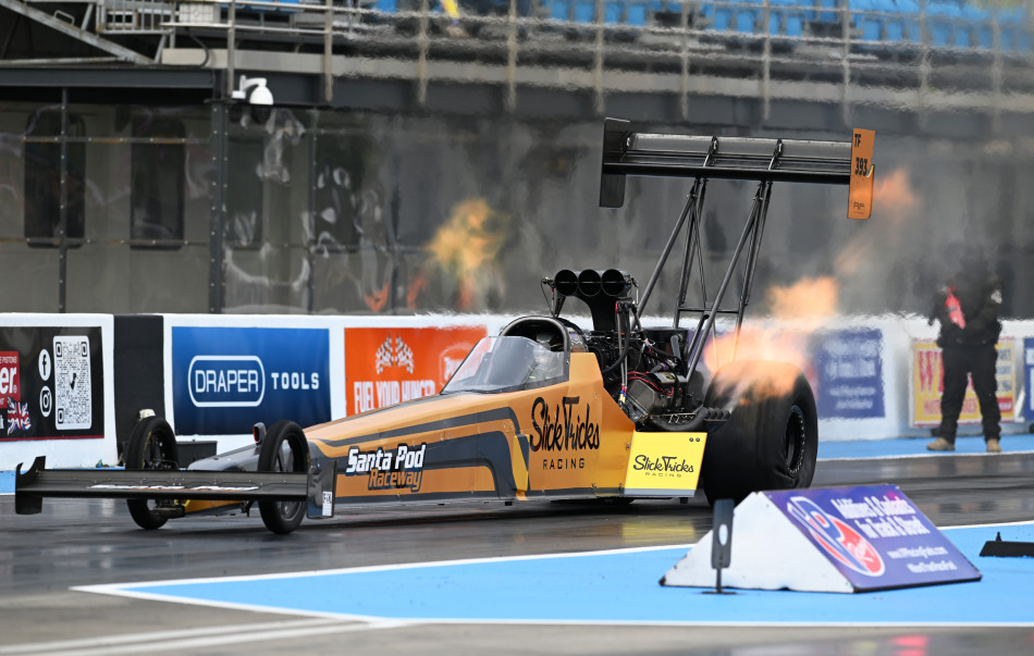 Drag racing roars back to life as Santa Pod opens the season ...