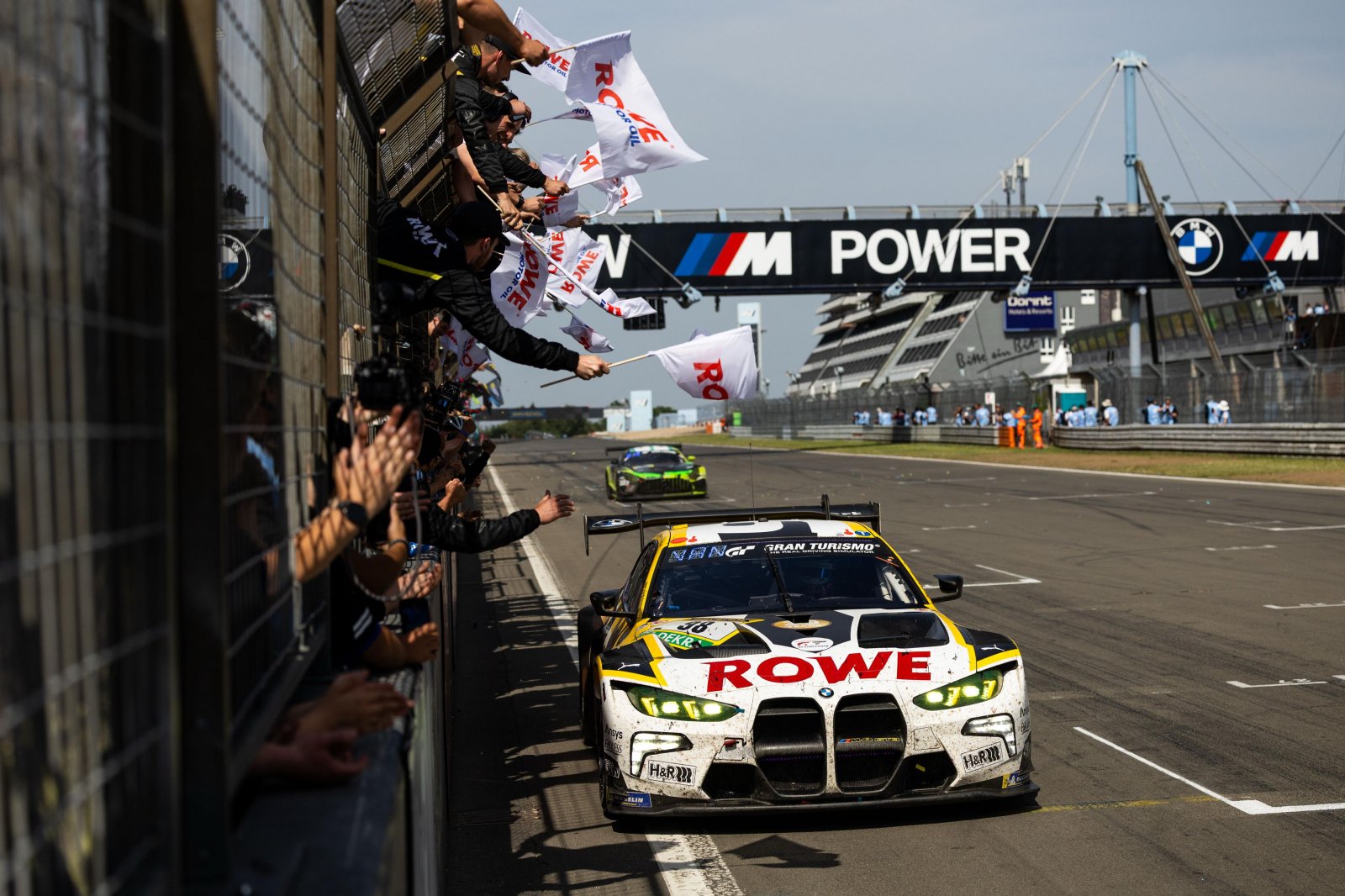ROWE Racing scores BMW’s record-extending 24hr Nürburgring victory ...