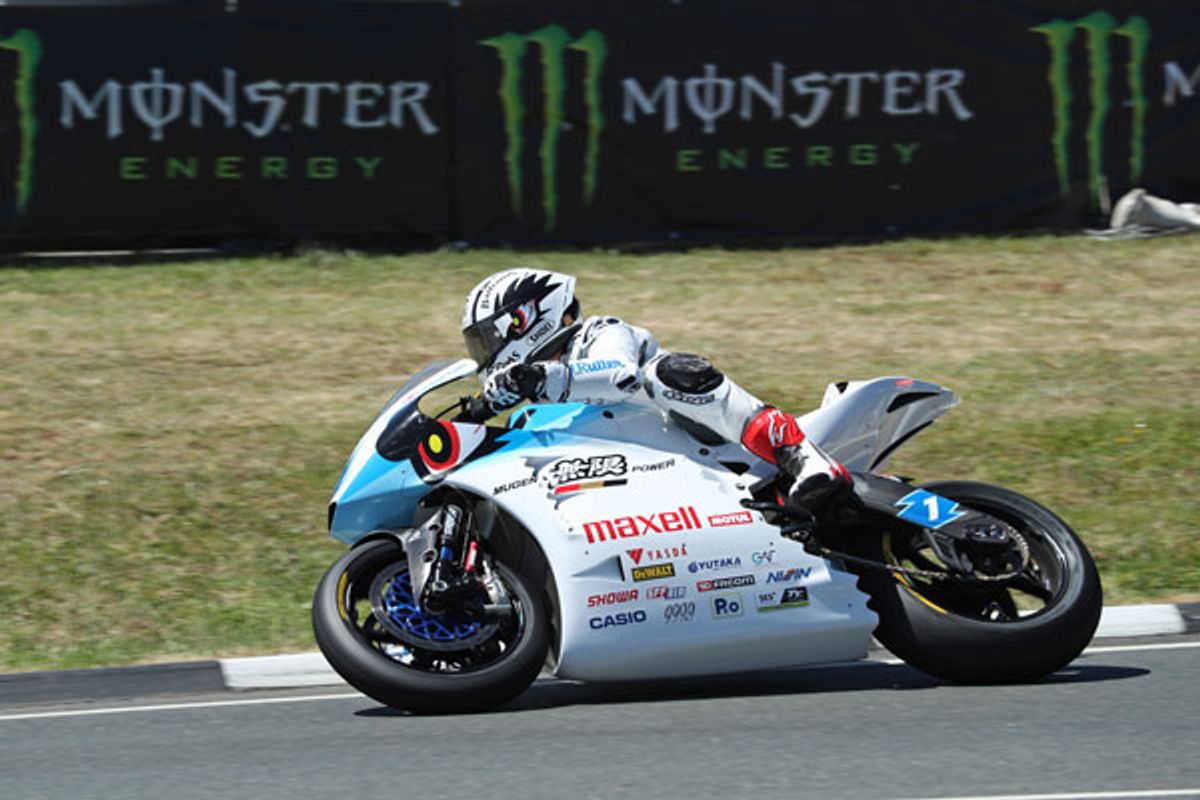 IOM TT:Rutter makes history in record breaking SES TT Zero Race ...