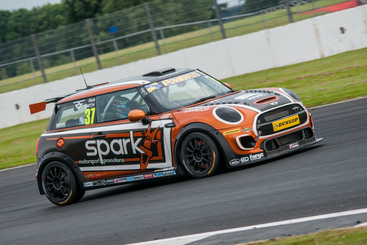 First Win Of MINI Challenge Season For Smith At Silverstone ...