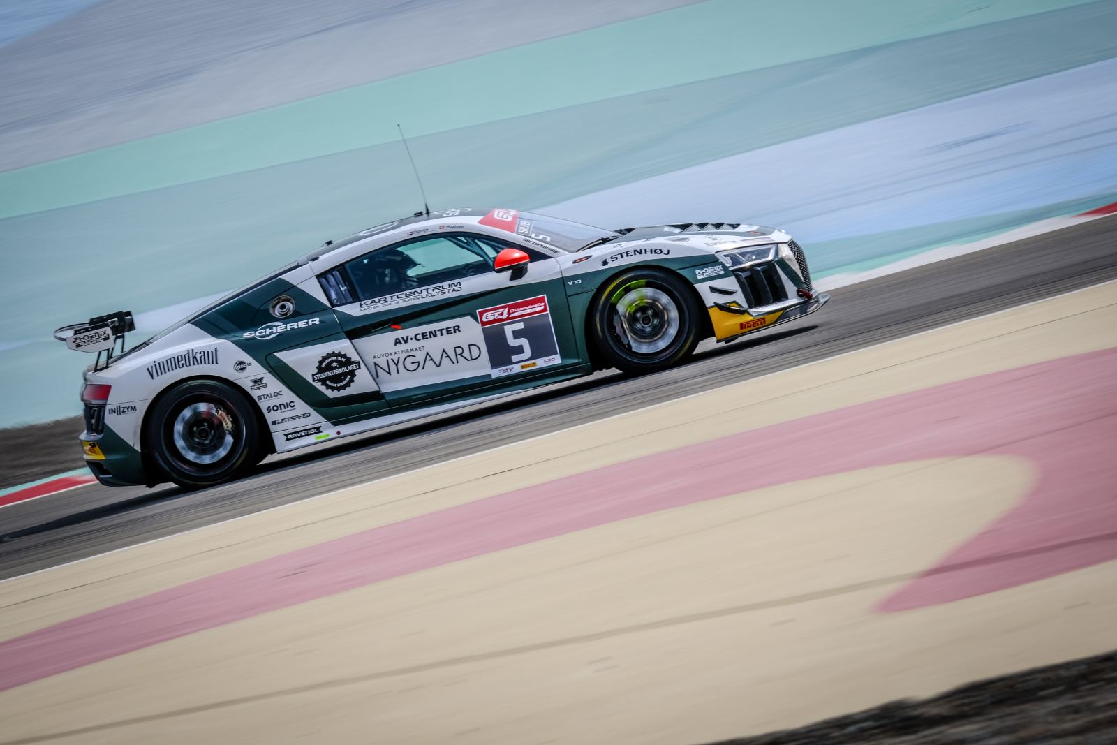 Phoenix Racing and Sainteloc Junior Team on top in GT4 International ...