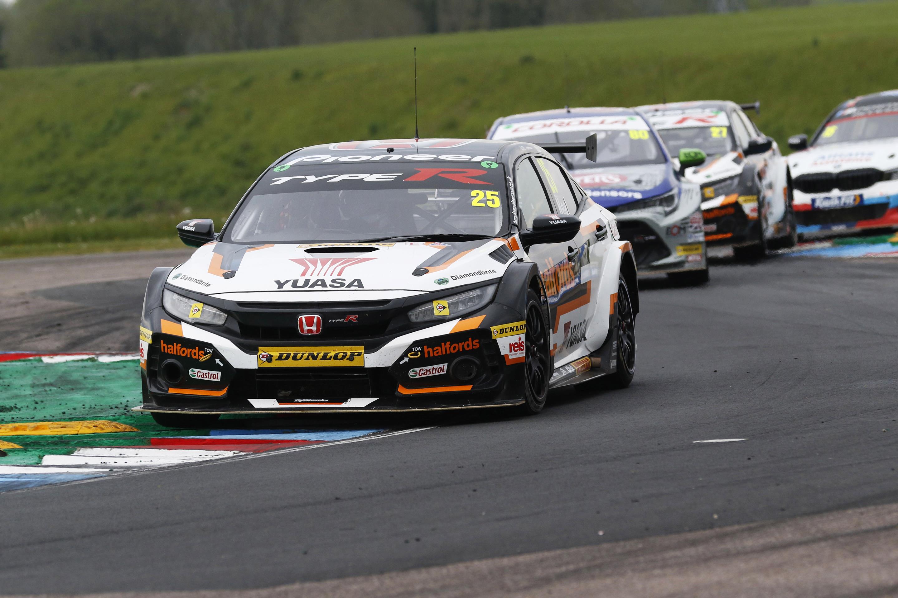 Honda aiming for top step as BTCC returns to Thruxton | Motorsport News ...