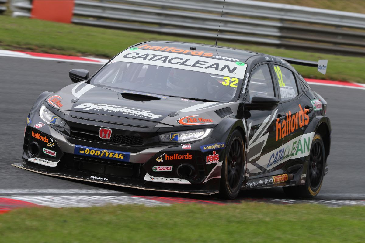 Daniel Rowbottom scores maiden BTCC pole at Brands Hatch | Motorsport ...
