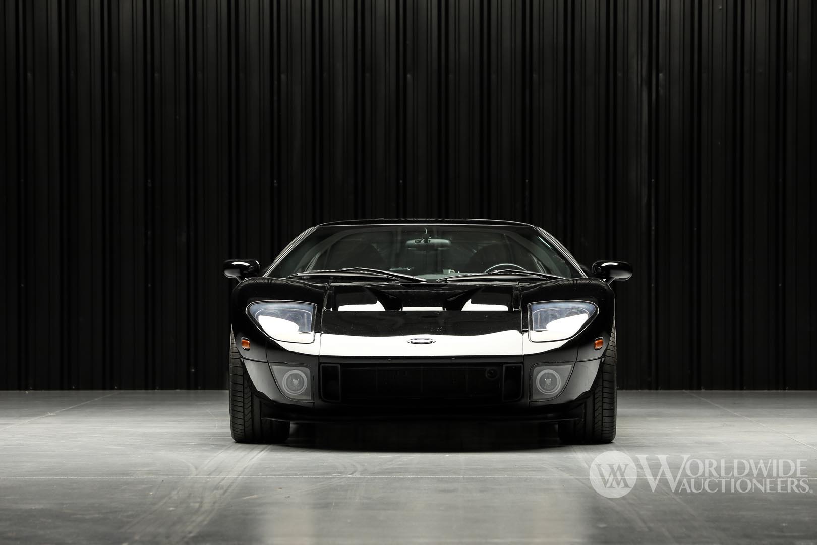 Driving footage of rare Ford GT Prototype @ Worldwide Auctioneers ...
